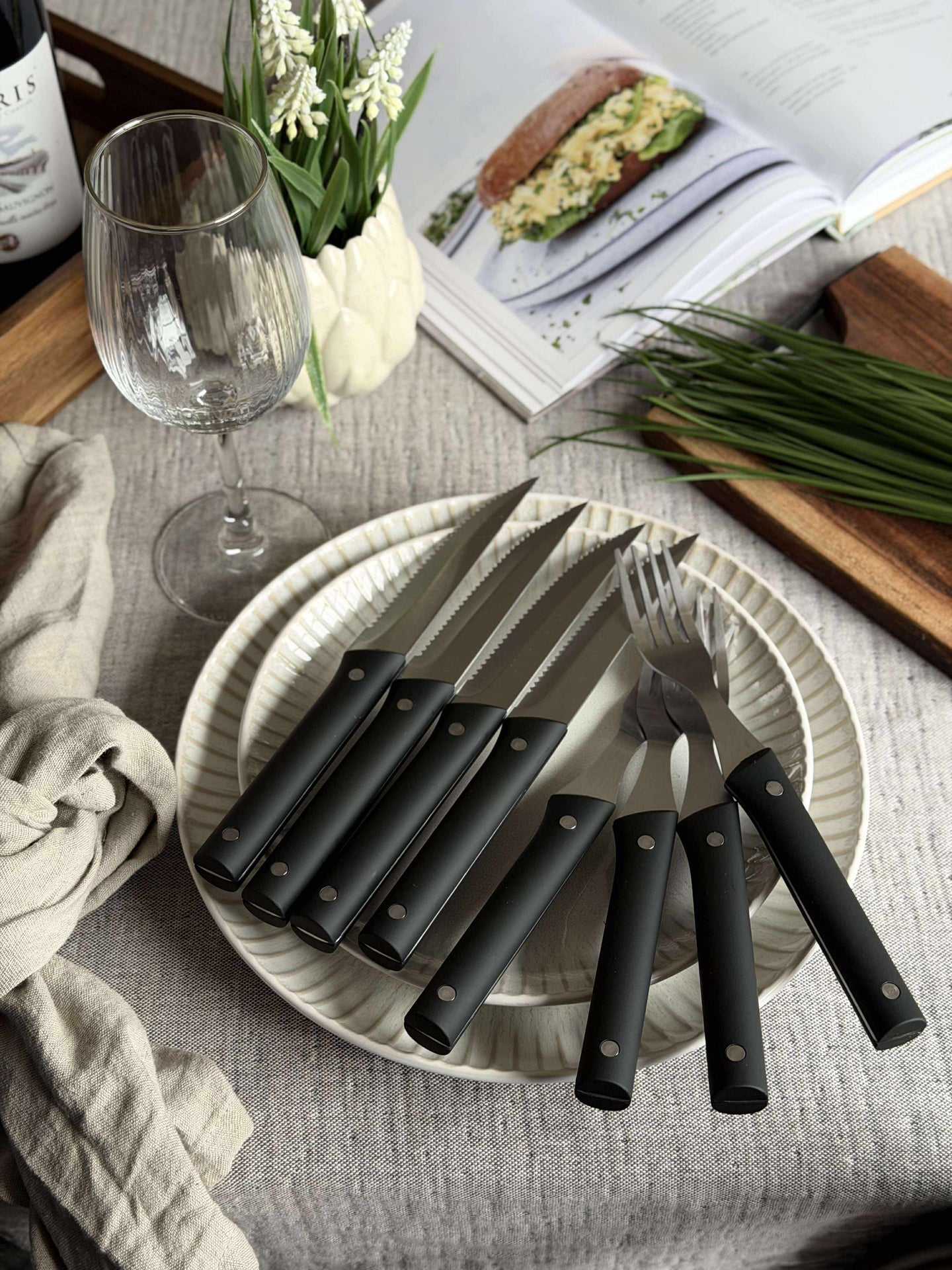 Bestik STEAK til 4 personer – VIAMAJA.SE